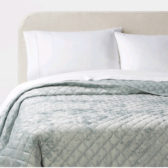 Threshold | Bedding | Threshold Fullqueen Luxe Diamond Stitch Velvet ...